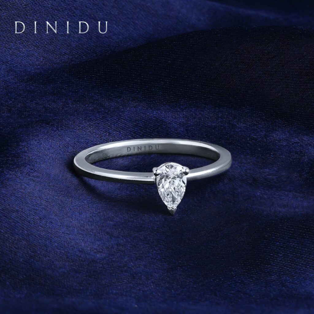 Mon Amour Diamond White Gold Ring - DINIDU
