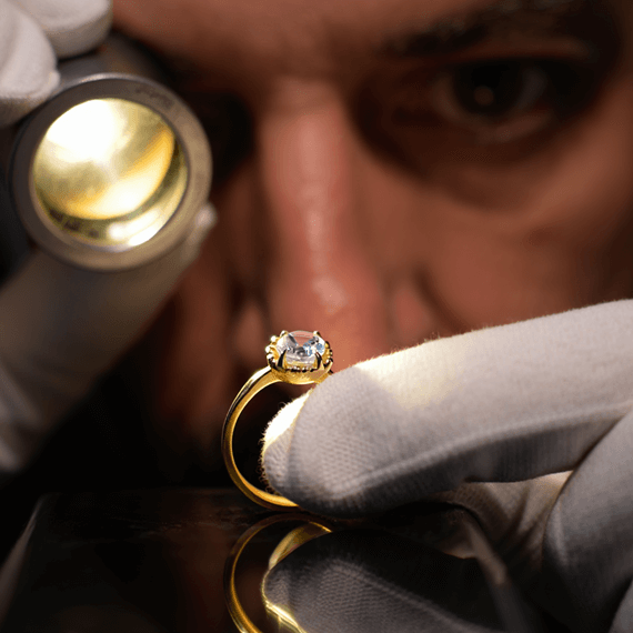 Free Polishing & Professional Cleaning - DINIDU